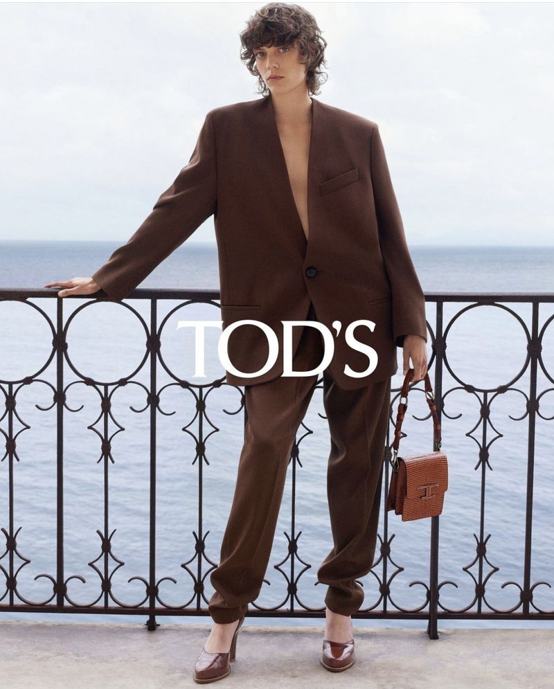 Tod's F/W 2023 Campaign (Tod's)
