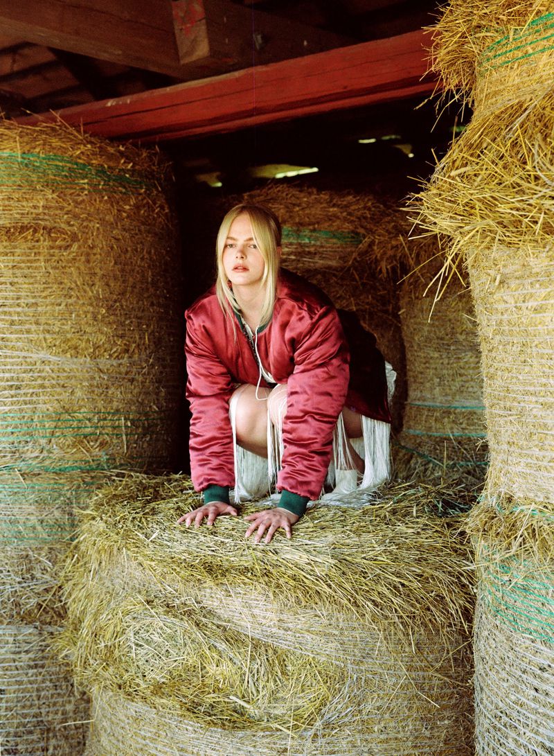 meet me in the barn (Schön Magazine)
