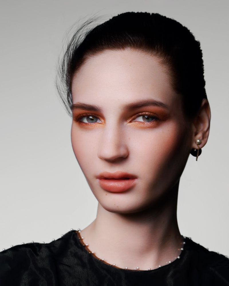 Dior Magazine #43: La puissance du regard (Dior)