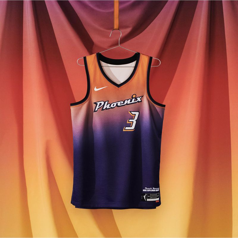 Nike WNBA 2021 (Nike)