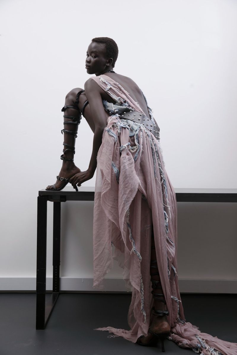 Stretch Out And Wait (The Face Magazine)