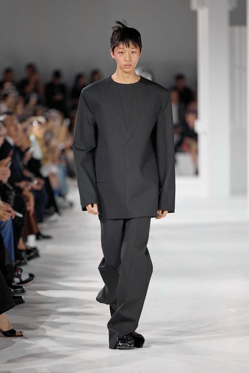 WE11DONE S/S 24 Show (WE11DONE)