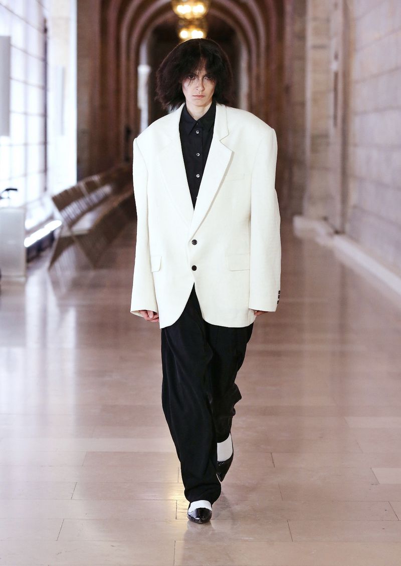 Marc Jacobs F/W 23 Show (Marc Jacobs)