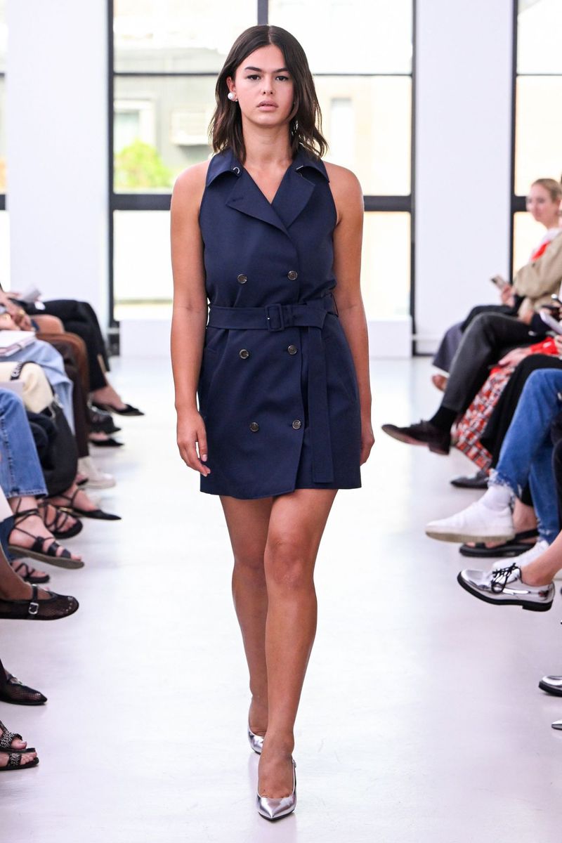 Theory S/S 24 Show (Theory)