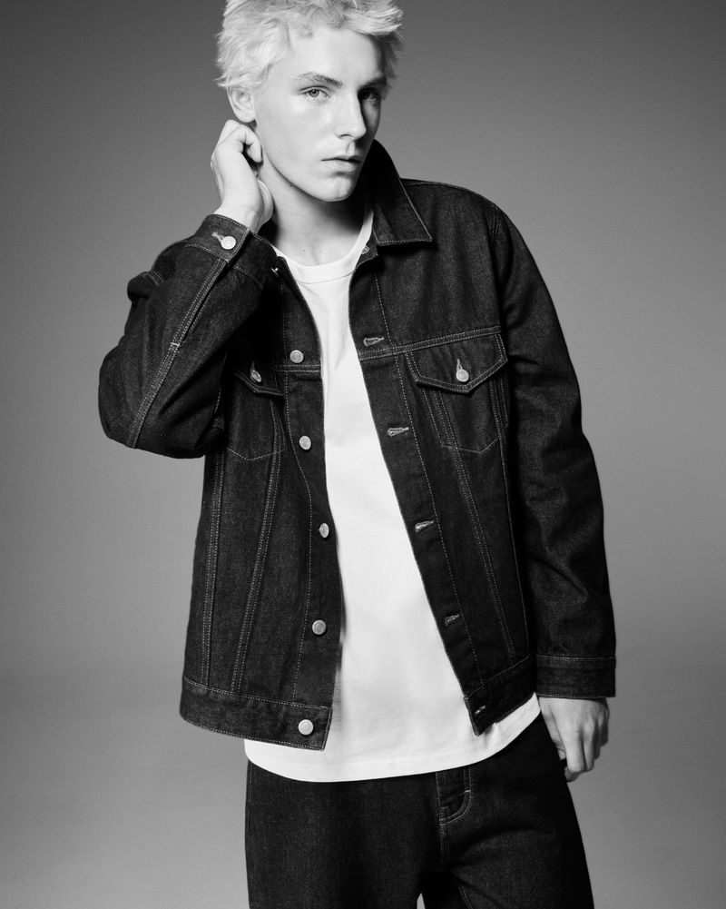 FW 23 (Pull & Bear)