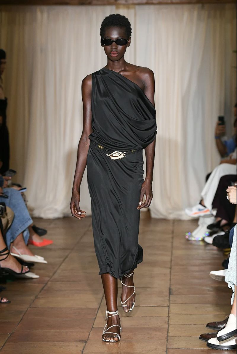 Alejandra Alonso Rojas S/S 24 Show (Various Shows)