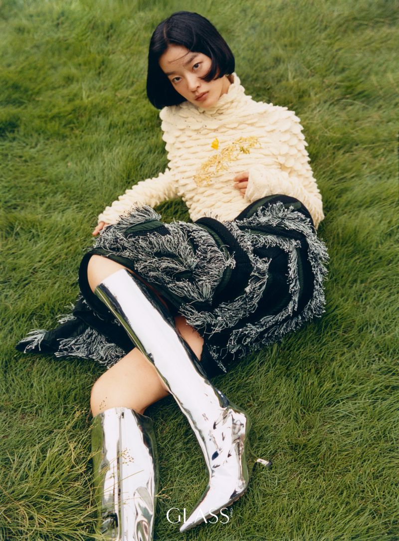 Autumn Romance (Glass Magazine China)