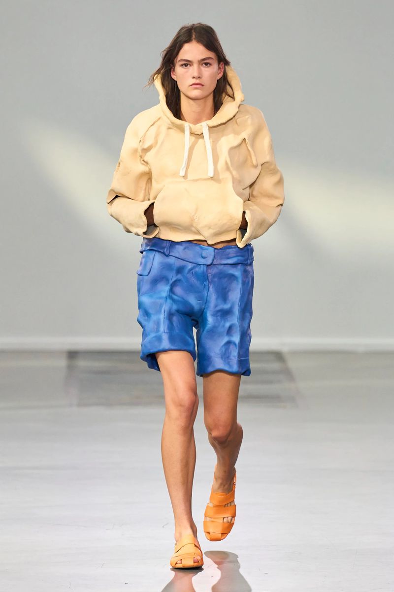 J.W. Anderson S/S 24 Show (J.W. Anderson)