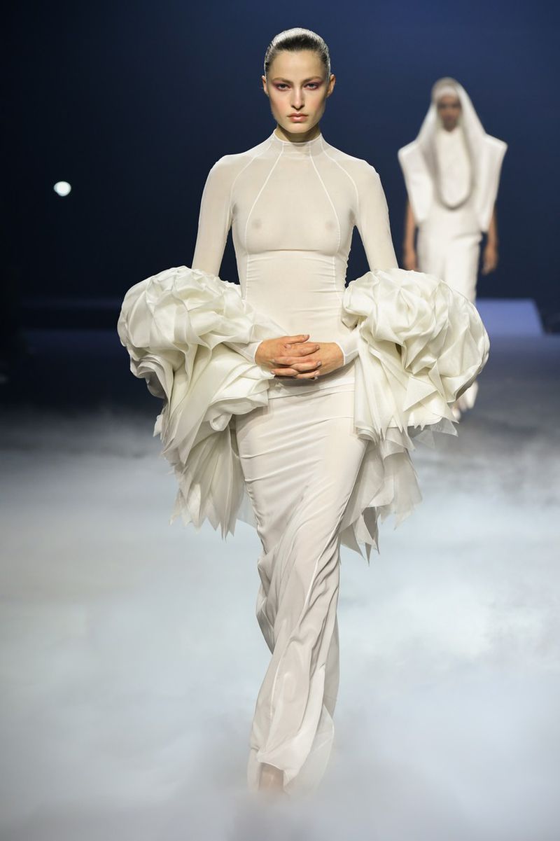 Ashi Studio Haute Couture Fall 2023 Show (Ashi Studio)