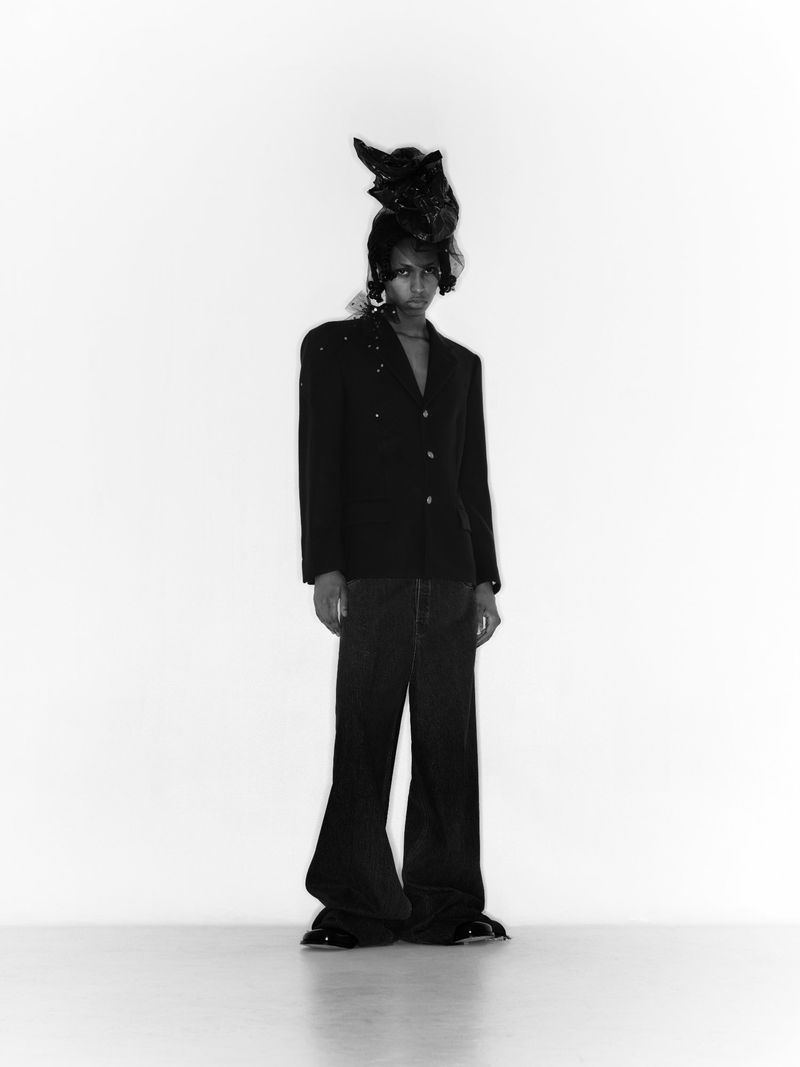 photography Alex Black (10 Men Magazine)