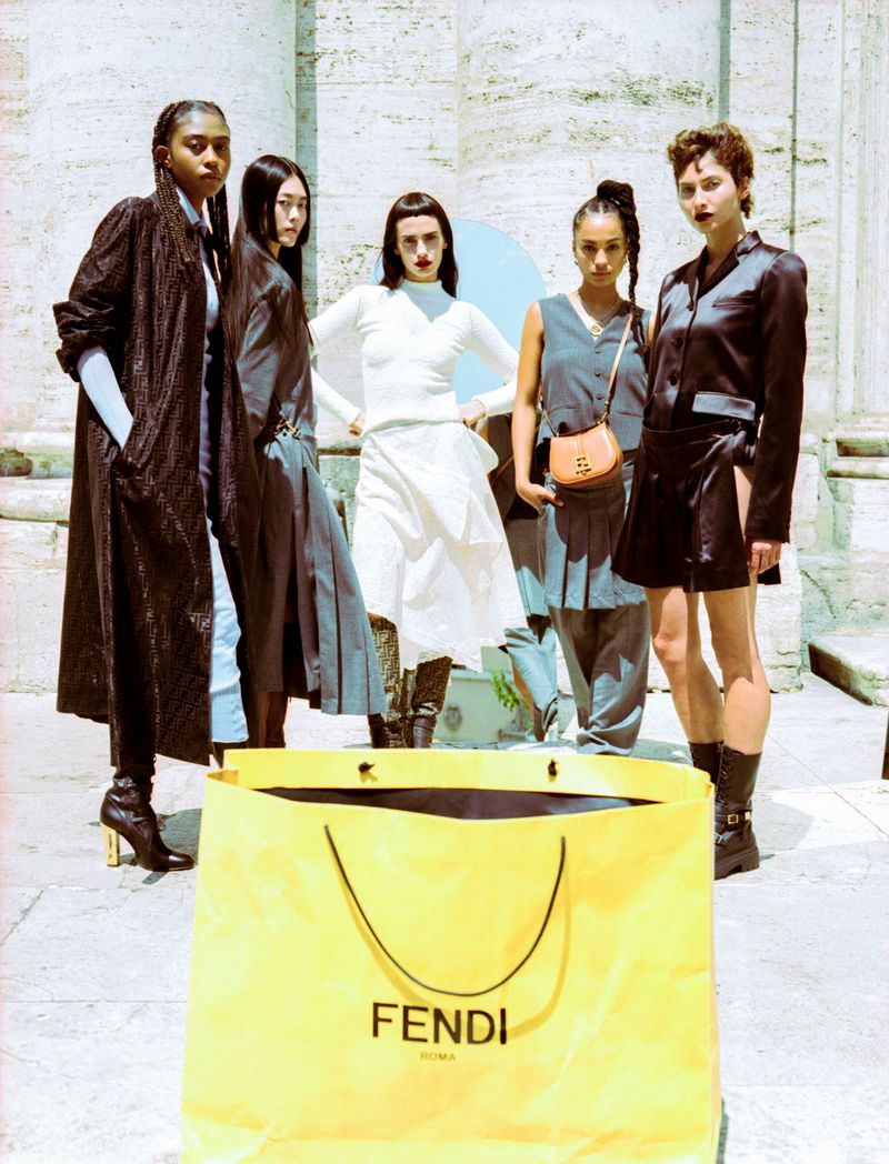Cinque Sorelle (Tank Magazine)
