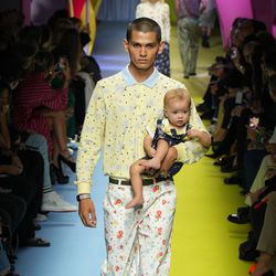 Sakua Kambong - Model Profile - Photos & latest news