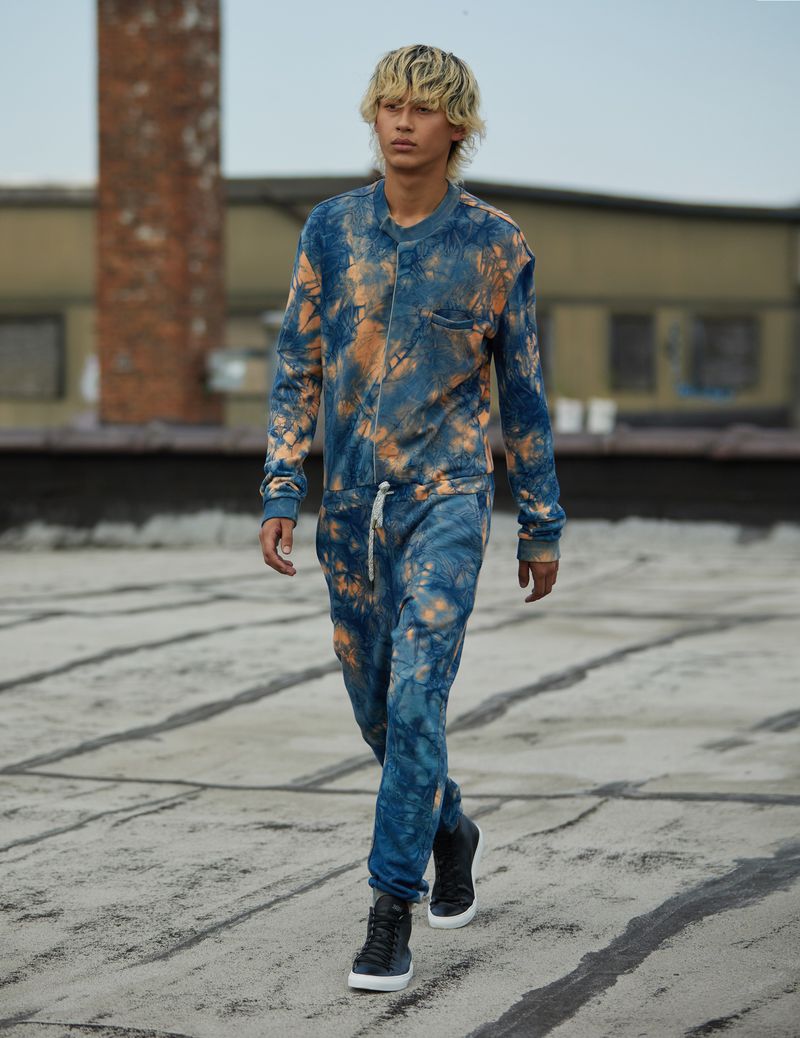 VISUAL TALES presents PHILIP HUANG FW23—APOCALYPSE: Virtual runway show ...