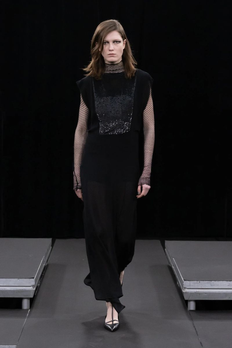 Rev F/W 23 Presentation (Rev)