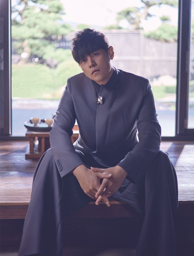 The Superstar Jay Chou pictures by Pual Zhang interview by Dr. Calvin ...