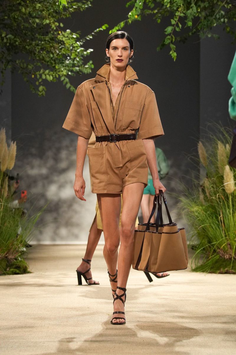 Max Mara S/S 24 Show (Max Mara)