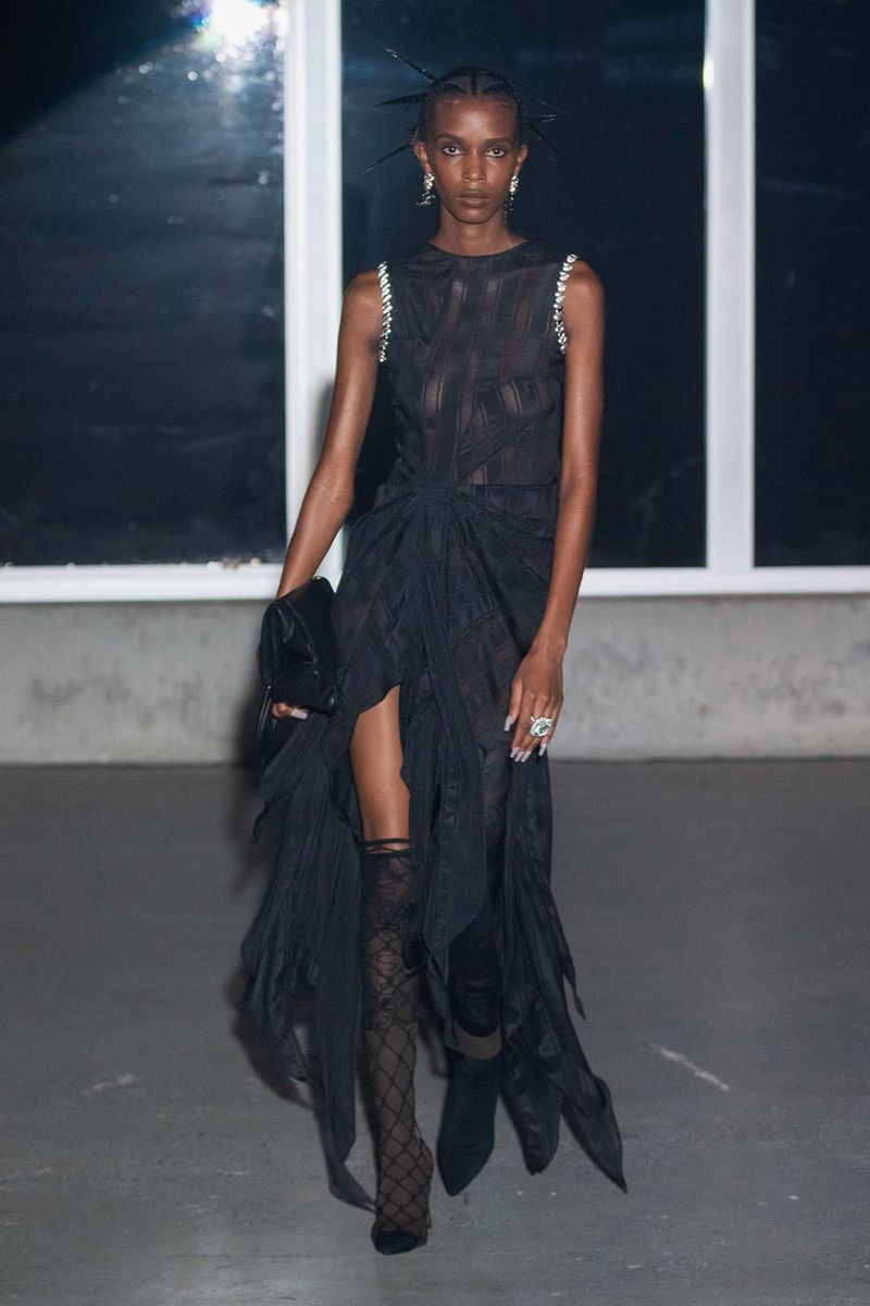 Luar S/S 24 Show (Luar)