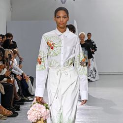 Minnie Warren - Model Profile - Photos & latest news