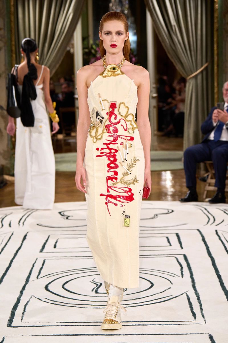 Schiaparelli S/S 24 Show (Schiaparelli)