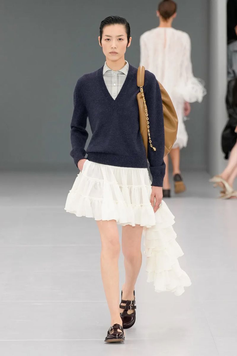 Loewe S/S 24 Show (Loewe)