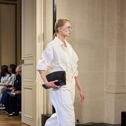 Jane How - Fashion Editor/Stylist Profile - Photos & latest news