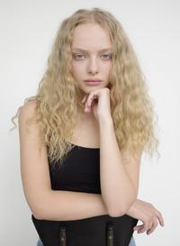 Amiah Miller - Actor Profile - Photos & latest news