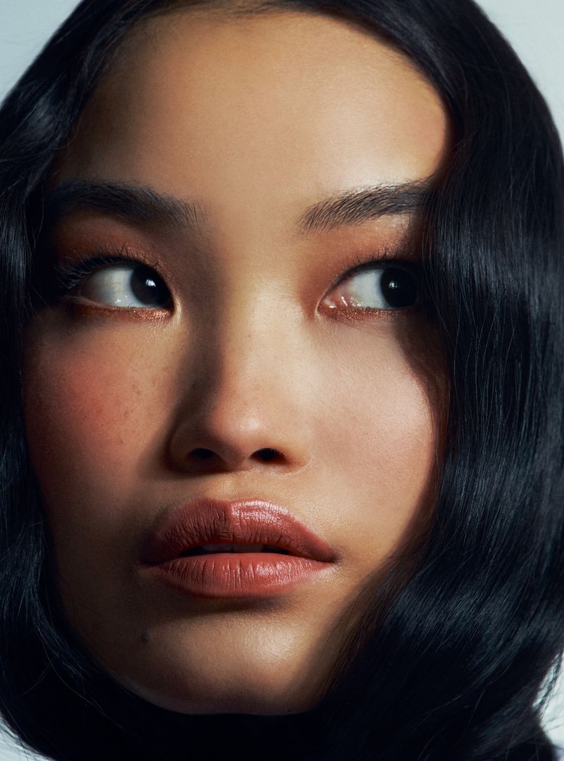 La vie en rouge (Harper's Bazaar UK)