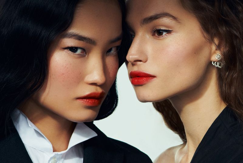 La vie en rouge (Harper's Bazaar UK)
