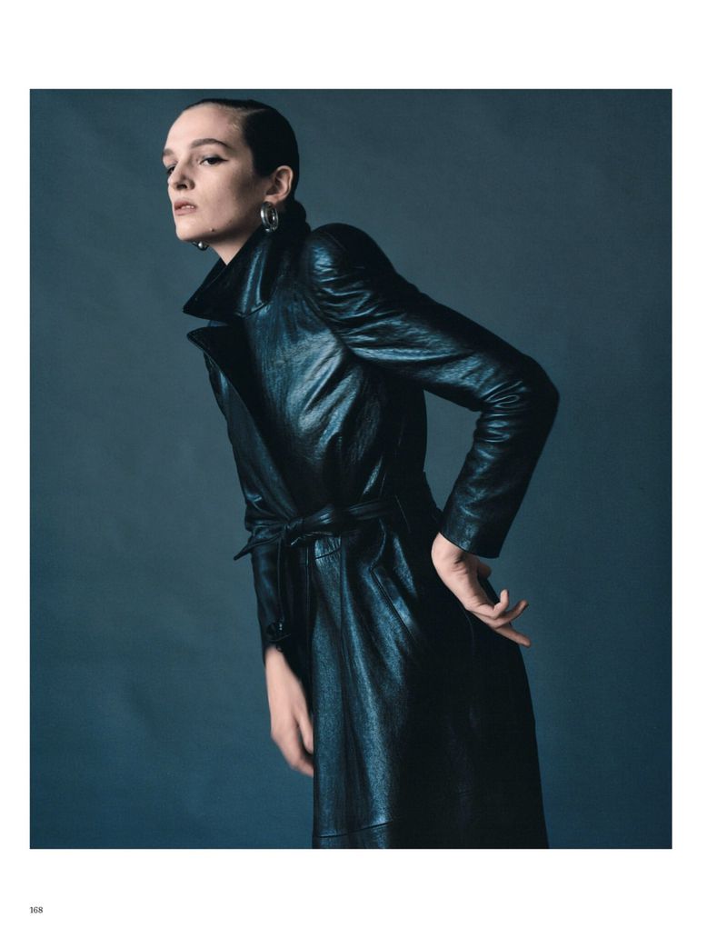 MOVIN' ON UP (Harper's Bazaar Japan)