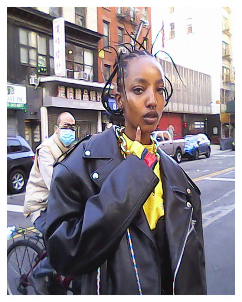 LOOK 218 DIVINE (LOOK ONE)