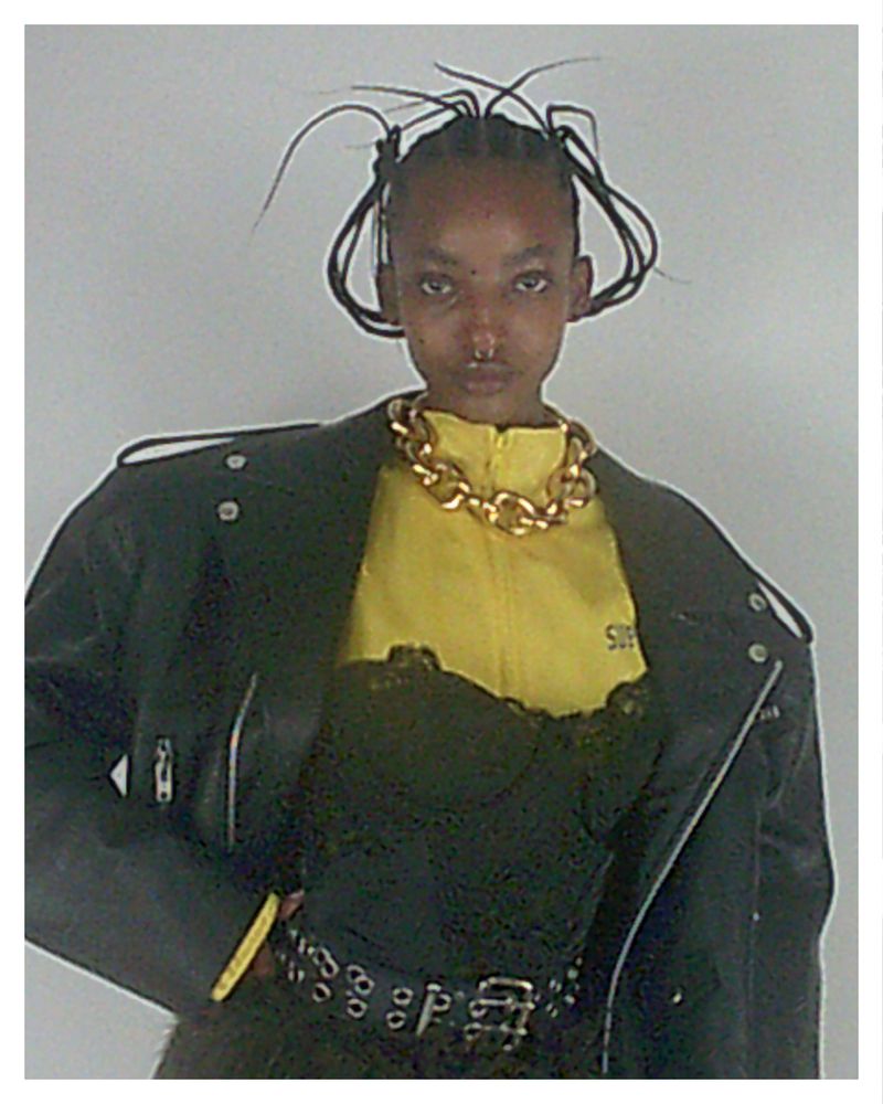 LOOK 218 DIVINE (LOOK ONE)