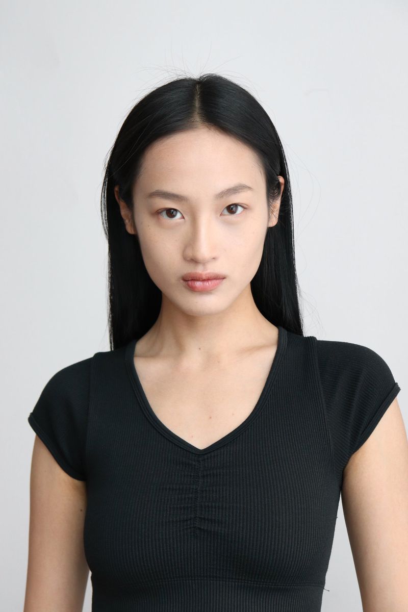 MNG Models 2021 Polaroids (Polaroids-Digitals)