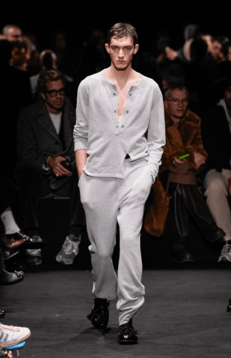 J.W. Anderson F/W 24 Men's & Pre-Fall 2024 Show (J.W. Anderson)