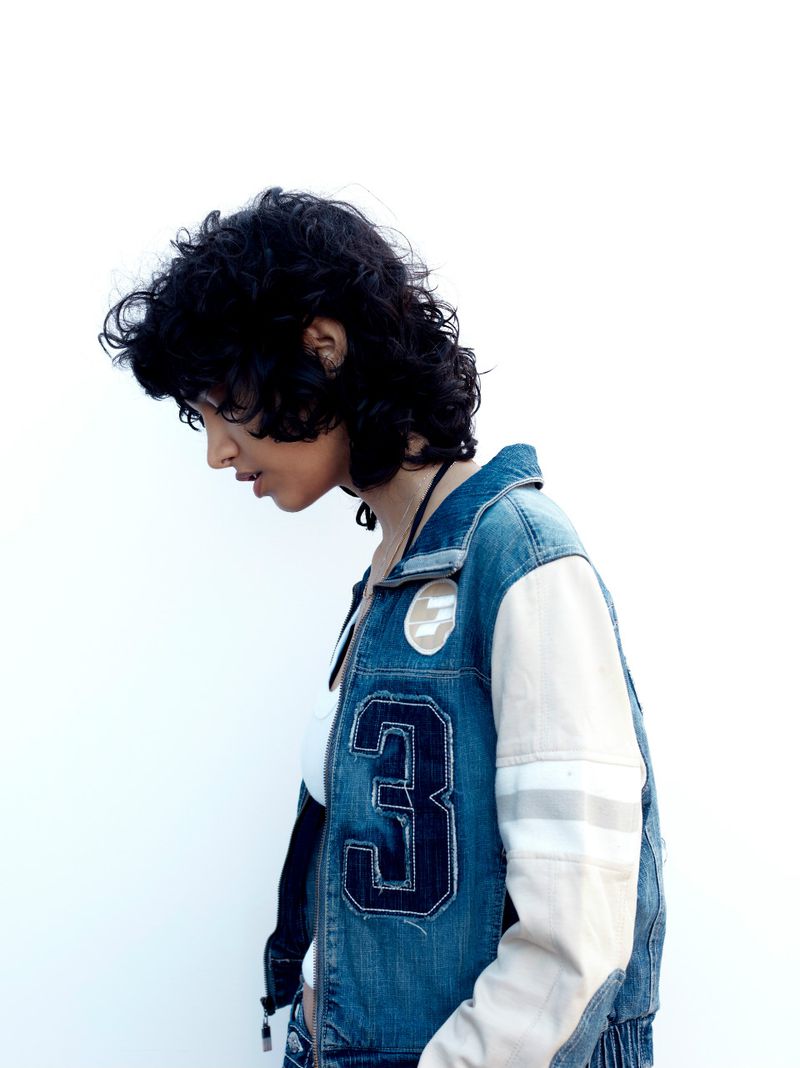 Emma Azari by Billy Kidd (Polaroids-Digitals)