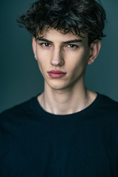 Julian Silvester - Model - detail by client