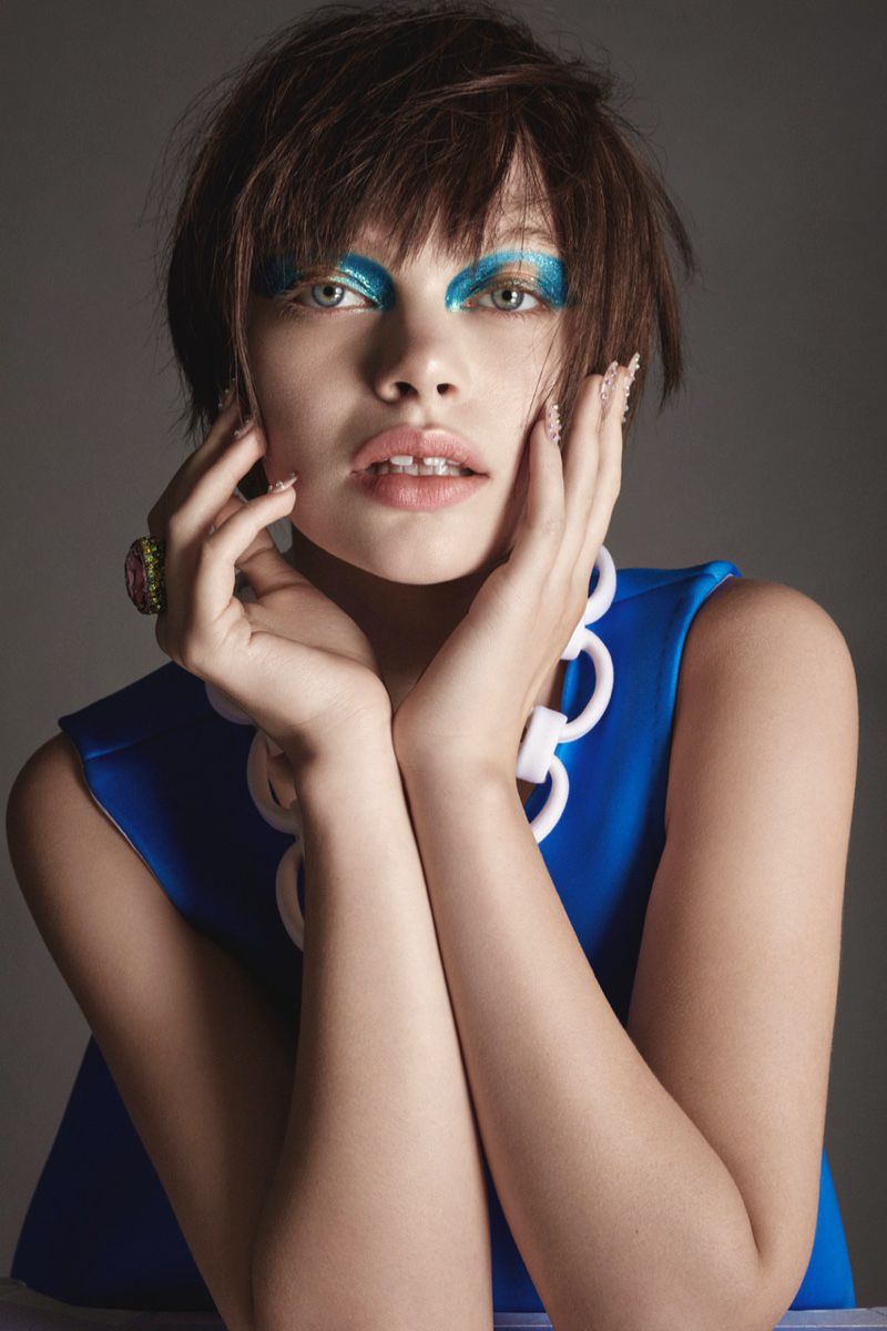 Cheers to Excess: Let 2022 be the year of over-the-top makeup (Vogue ...