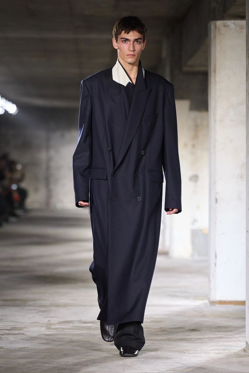 Dries Van Noten F/W 24 Men's Show (Dries Van Noten)