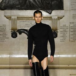 Haoran Xu - Model Profile - Photos & latest news