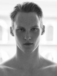 Carl Axelsson - Model - detail by client