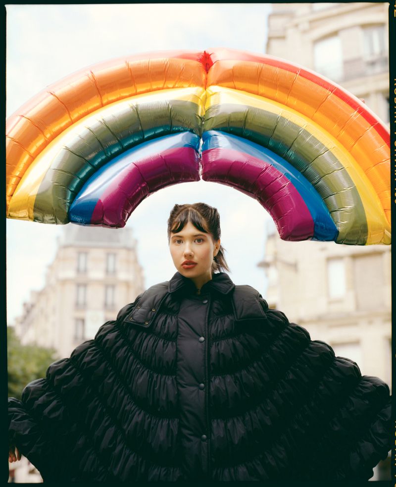 Camp Rojo Y Old Money (Elle Mexico)