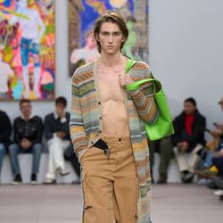 Elliott Raven Mcdean - Model Profile - Photos & latest news