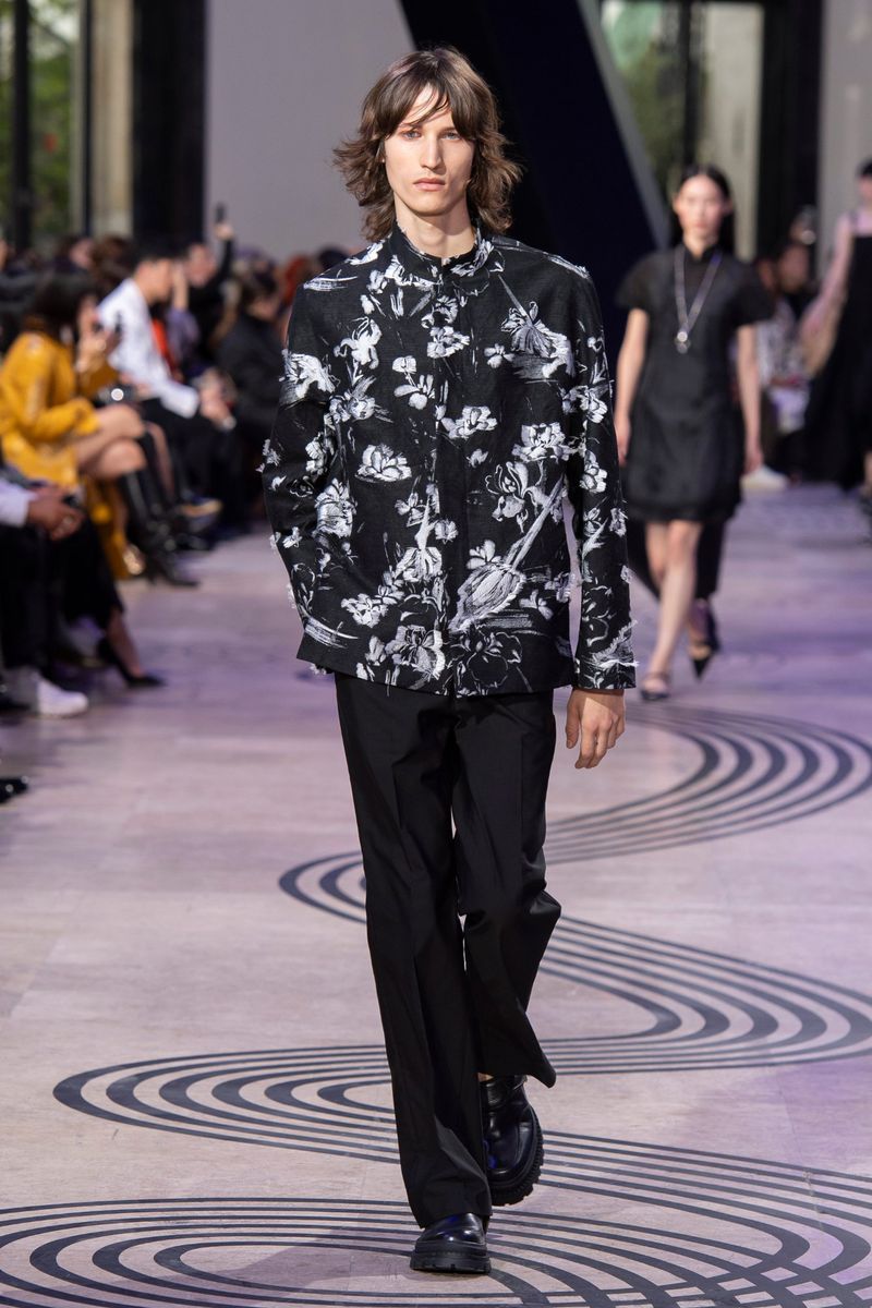 Shiatzy Chen S/S 25 Show (Shiatzy Chen)