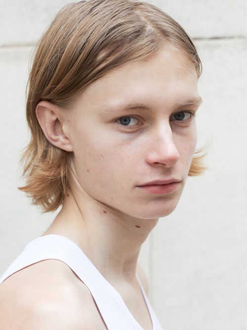 Oscar Young - Model Profile - Photos & latest news