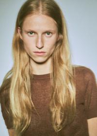 Izzy Cowdell - Model Profile - Photos & latest news