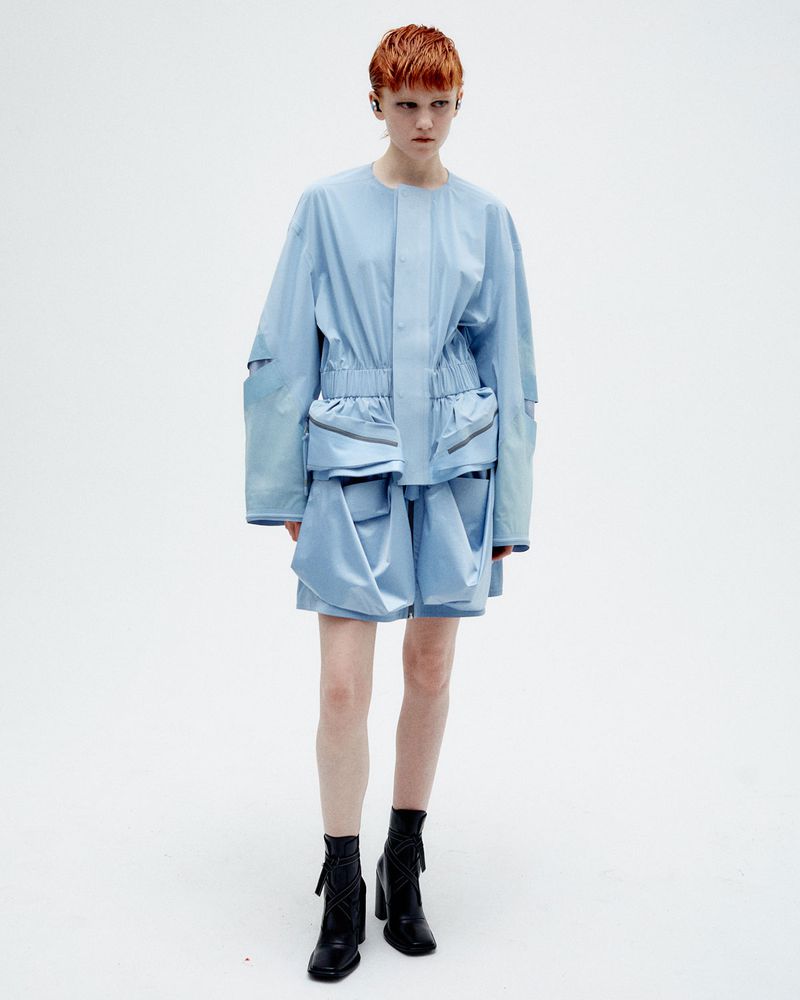 Aufs Ohr (Tush Magazine)