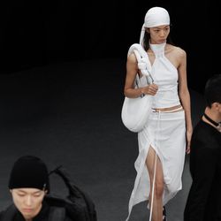 Hyobin Kim - Model Profile - Photos & latest news