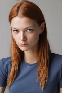 Louise Robert - Model Profile - Photos & latest news