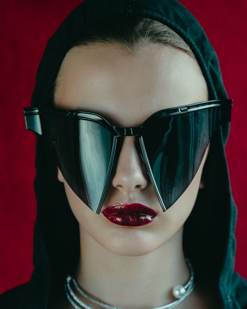 The eyes, Chico, They never lie (Vogue Portugal)