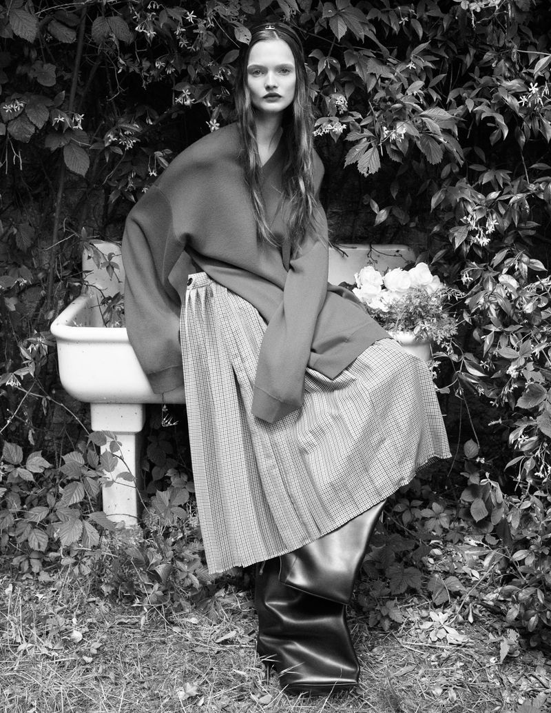 A LINE (The Gentlewoman)