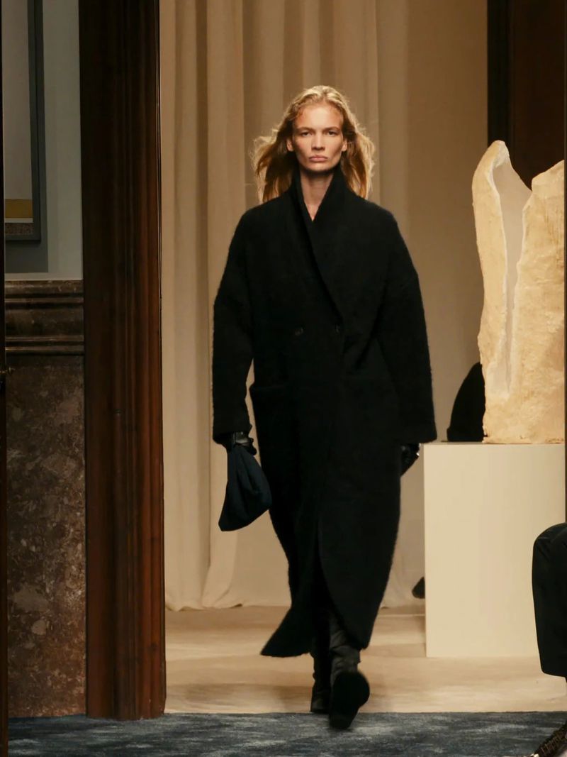 Massimo Dutti Limited Edition F/W 24 Show (Massimo Dutti)